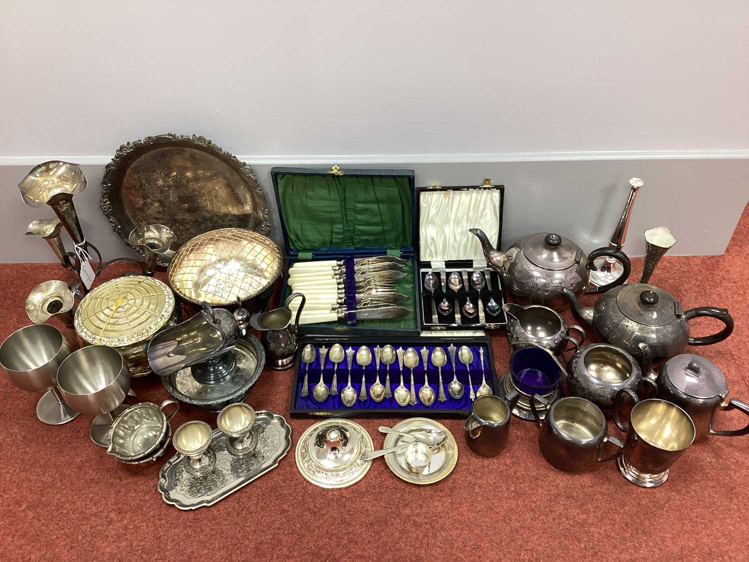 Lot 40 - Assorted Plated Ware, including three piece